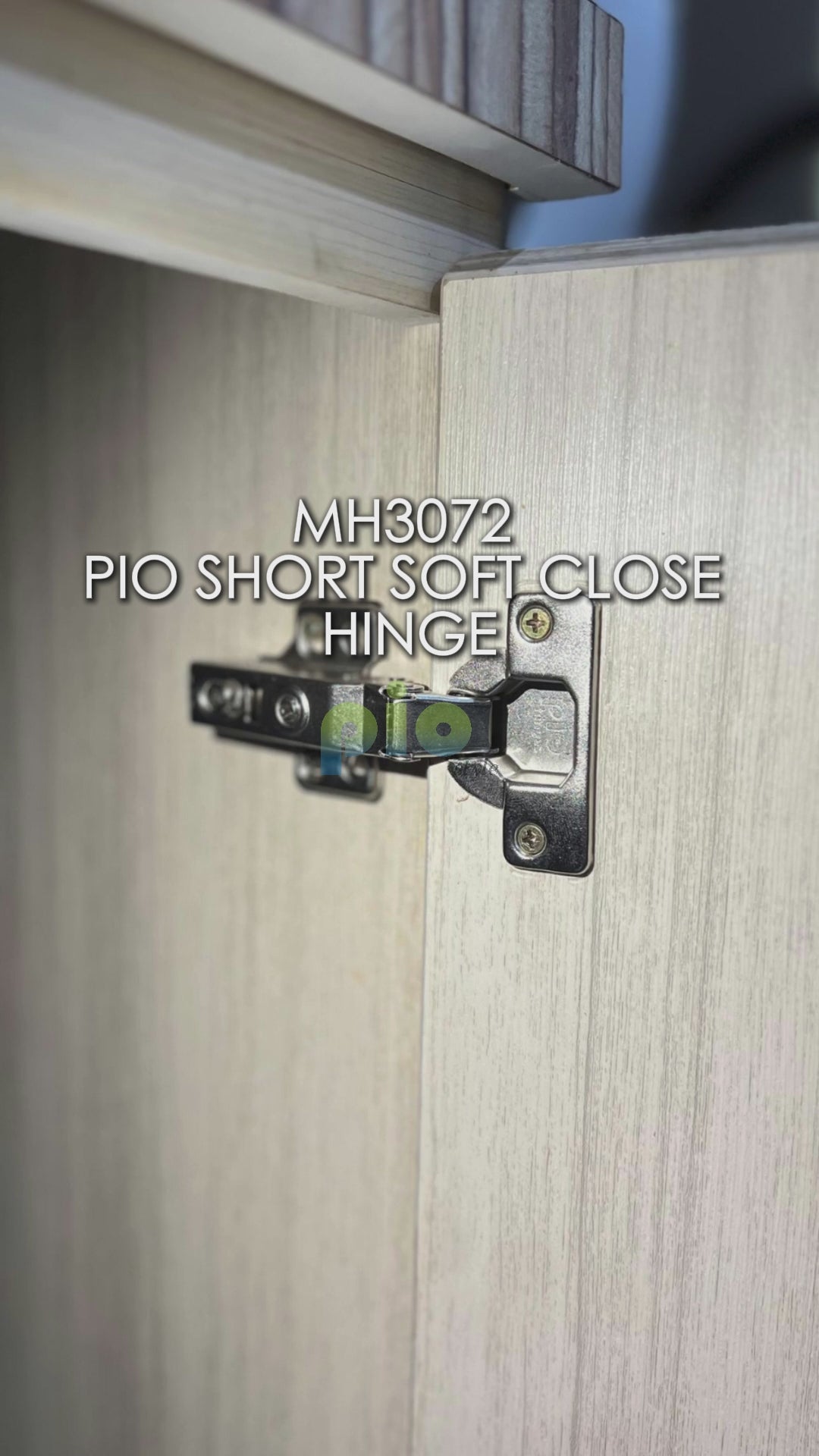 MH3072 PIO Short Soft Close Hinge – Pio Style